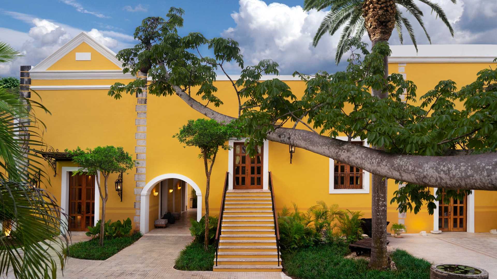 Angsana : Hotels & Resorts Around the Globe