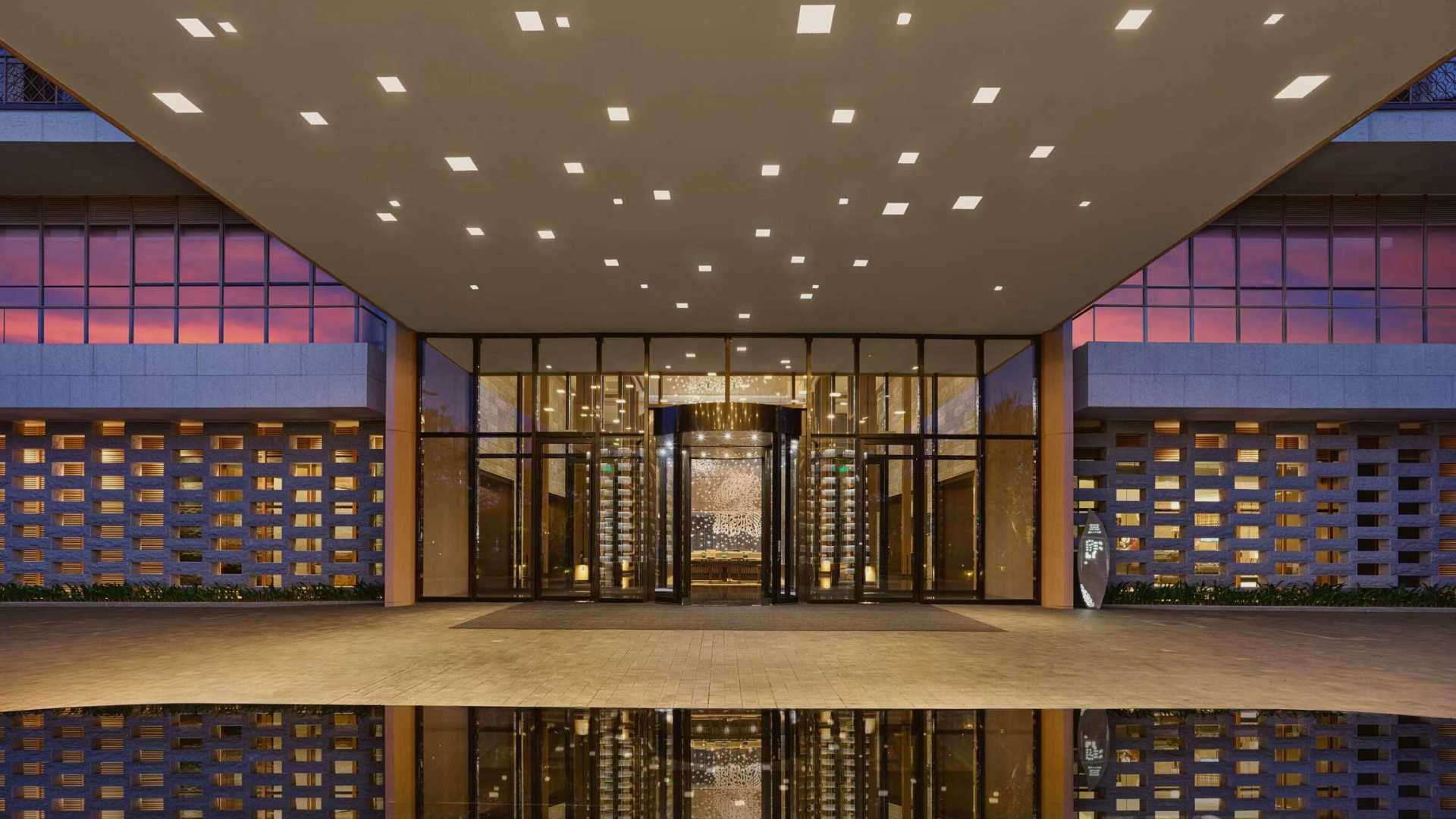 Angsana : Hotels & Resorts Around the Globe