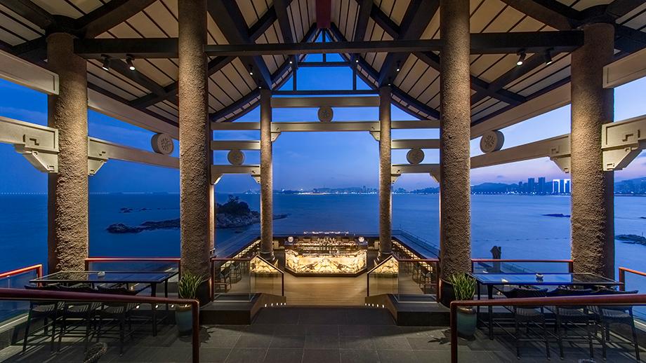 Shadow Lounge Bar | Angsana Zhuhai Phoenix Bay Hotel